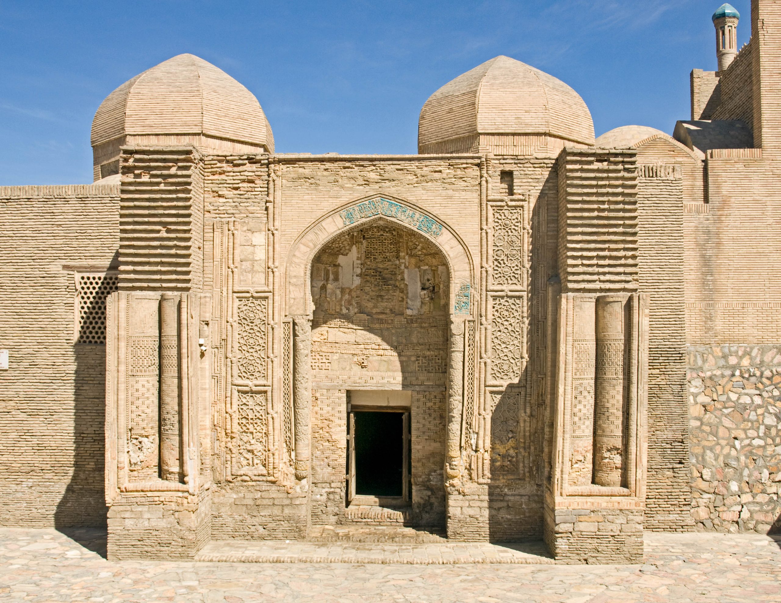 MAGOKI-ATTORI MUSJID - Islamic Heritage