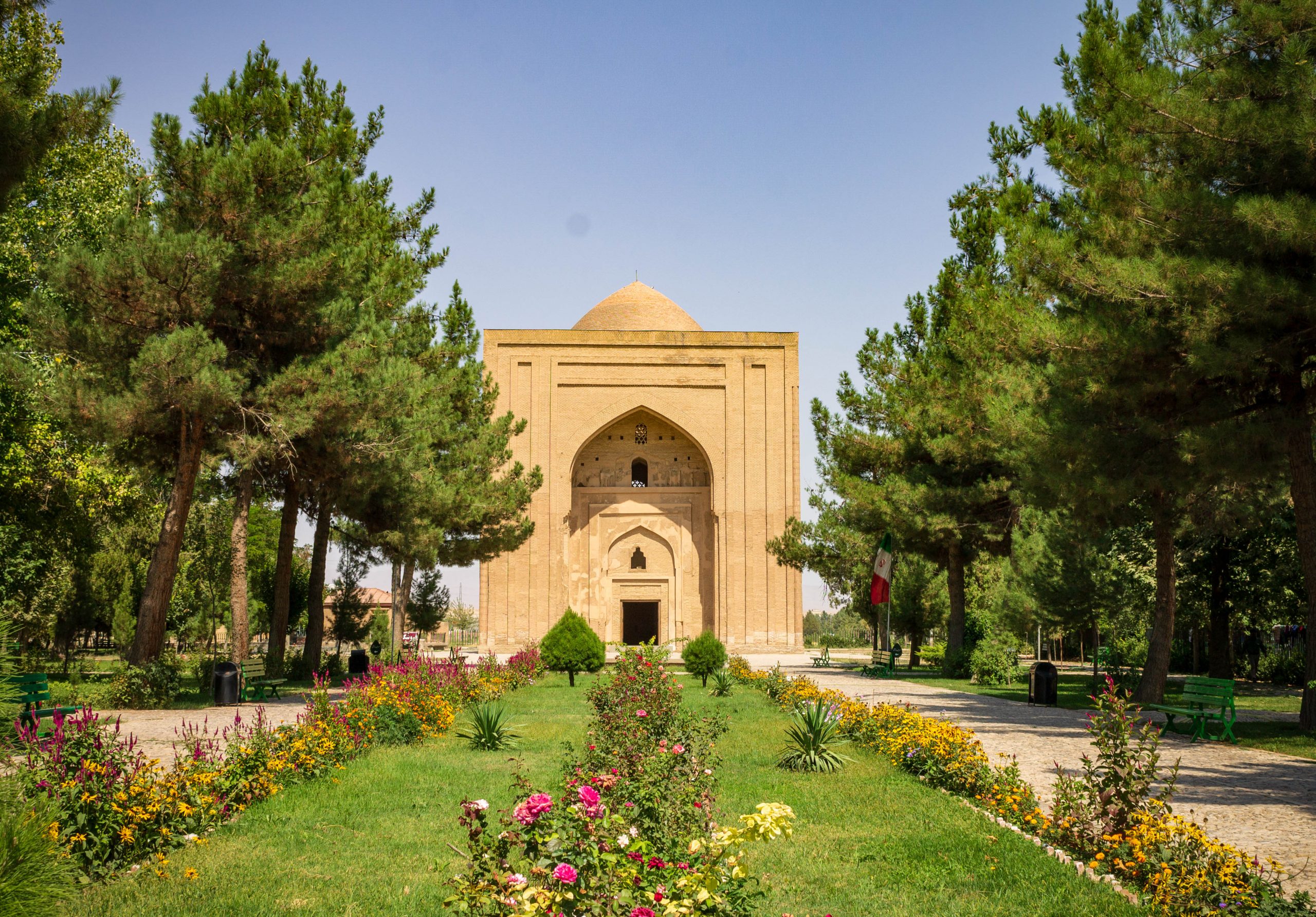 HARUNIYE – THE TOMB OF HARUN AL- RASHID RA - Islamic Heritage